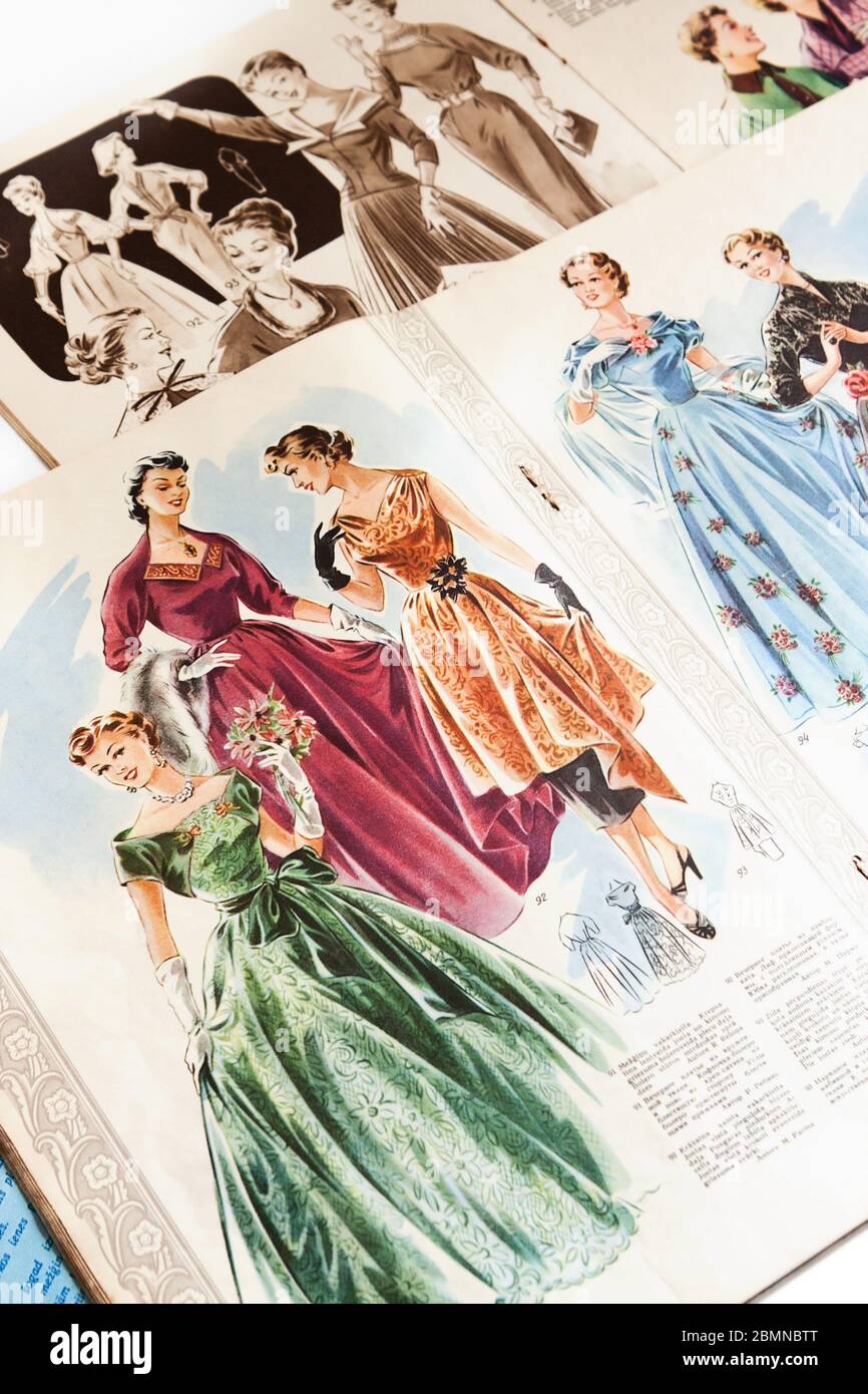 1950s woman magazine page hi-res stock photography and images - Alamy
