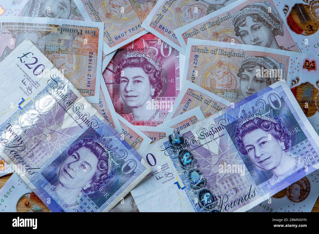 Wad twenty pound notes hi-res stock photography and images - Alamy