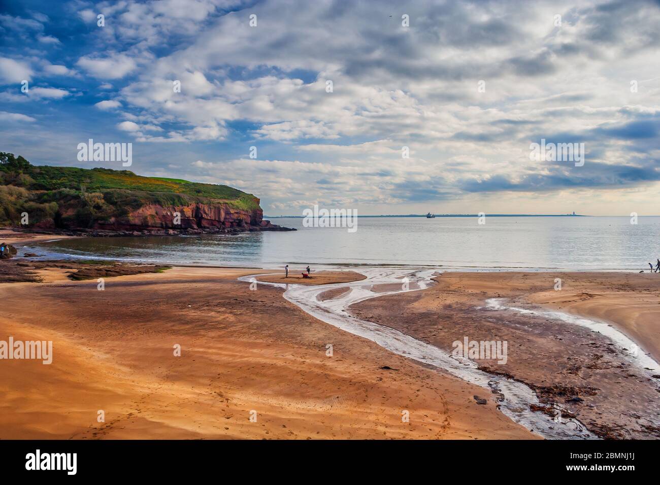 Dunmore East Cliff High Resolution Stock Photography and Images - Alamy