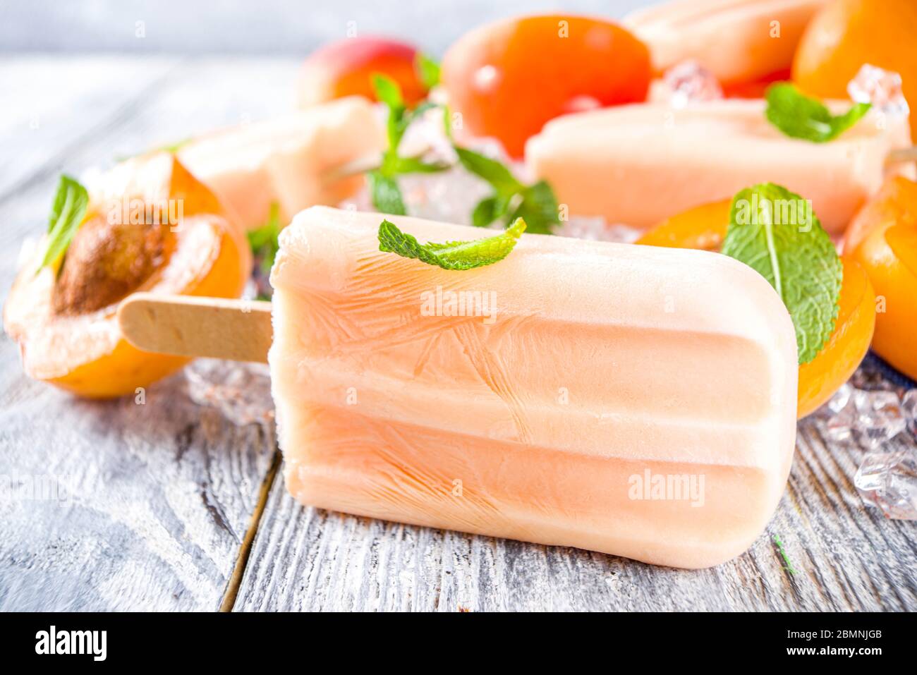 Homemade apricot popsicles, fruity lollypop non-dairy vegan apricot ...