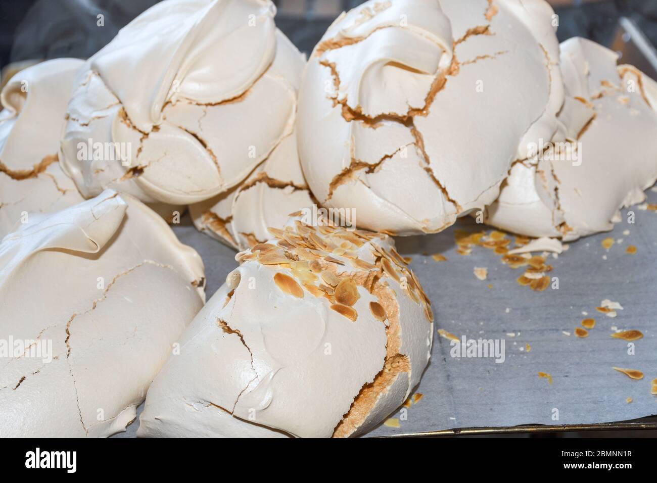 Meringue. sweet meringue. Tray of meringues. Close up meringue photo ...
