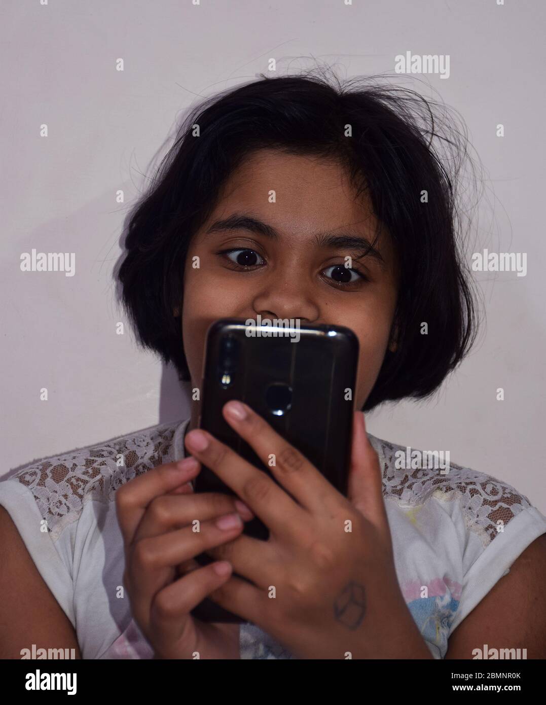 Child cellphone addiction hi-res stock photography and images - Alamy