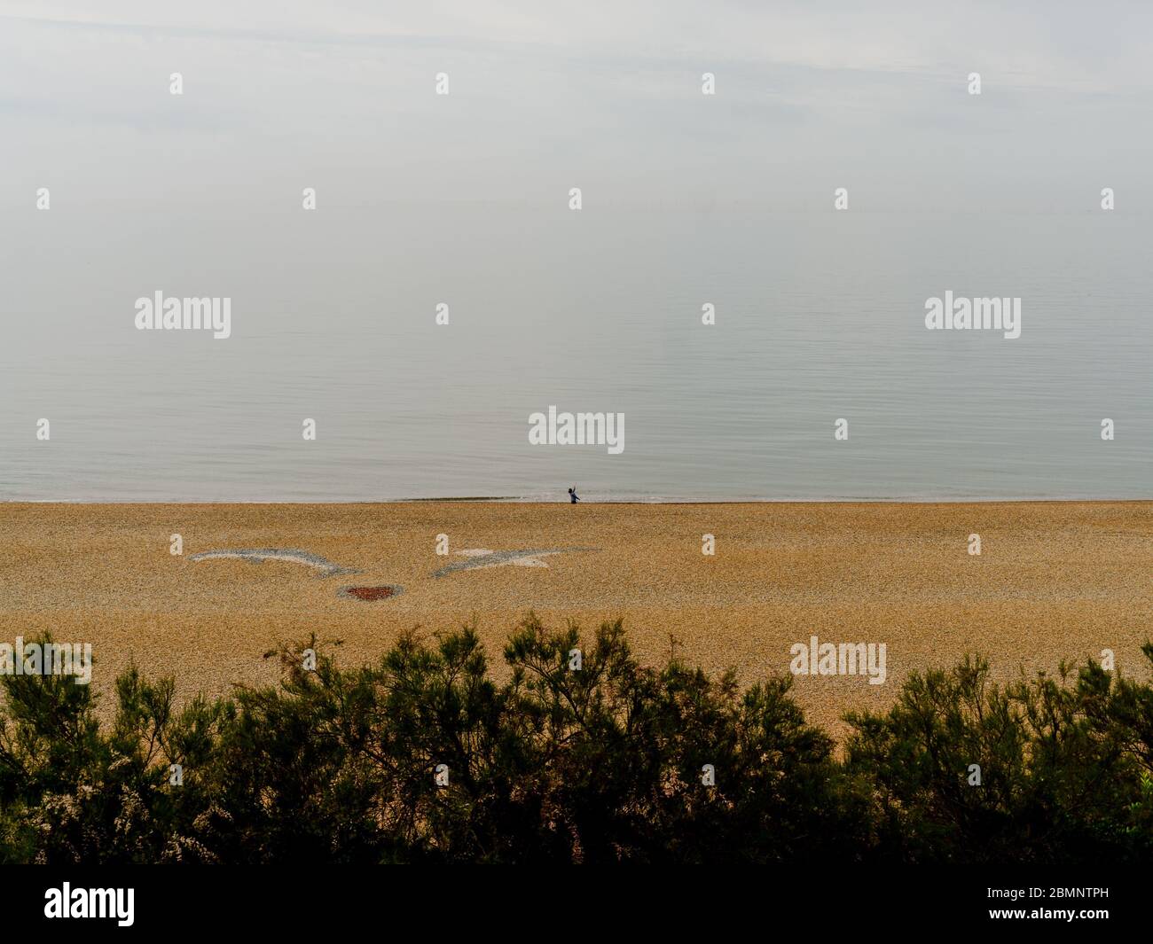 Yellow wave brighton hi-res stock photography and images - Alamy