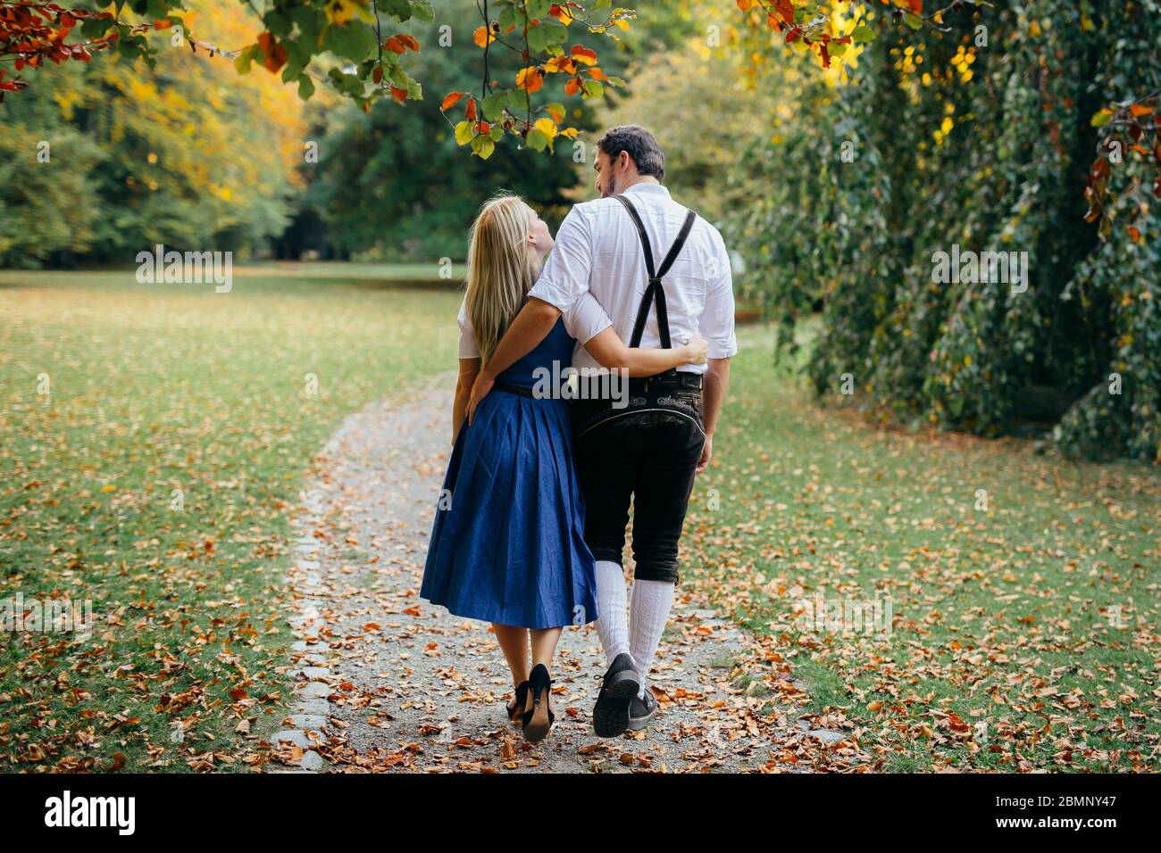 German traditional wedding dress hi-res stock photography and images ...