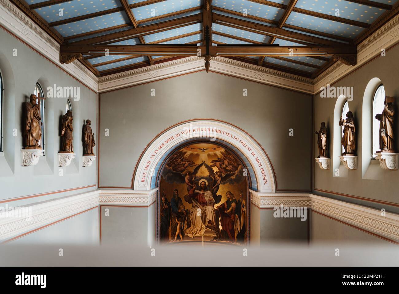 Curch sculpture hi-res stock photography and images - Alamy