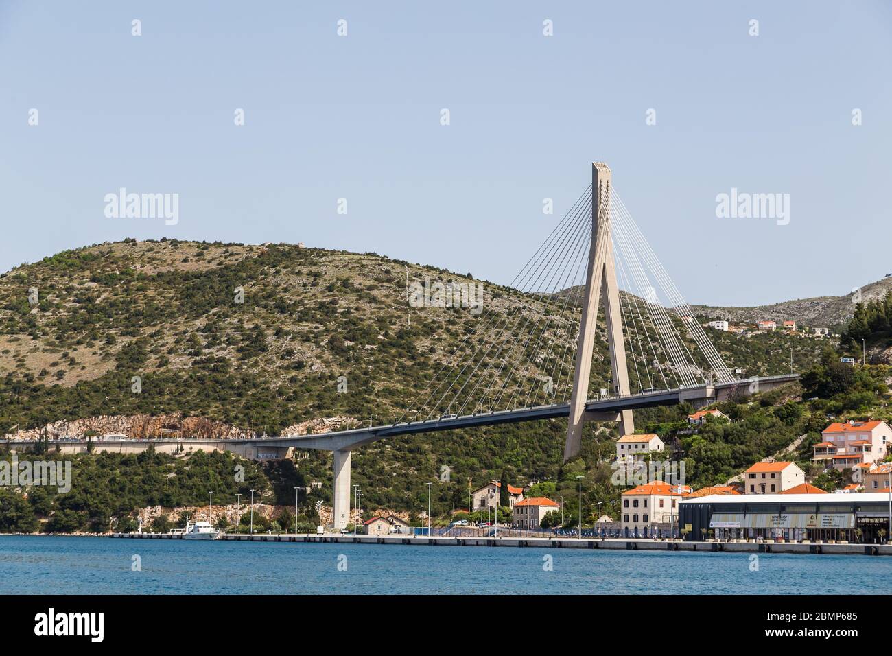 Franjo Tudman Bridge in Dubrovnik seen spanning Rijeka Dubrovacka Stock ...