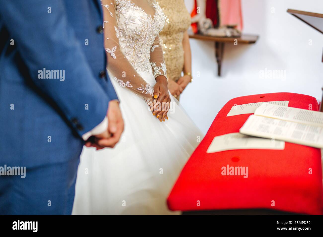 Bride and groom getting married Stock Photo - Alamy