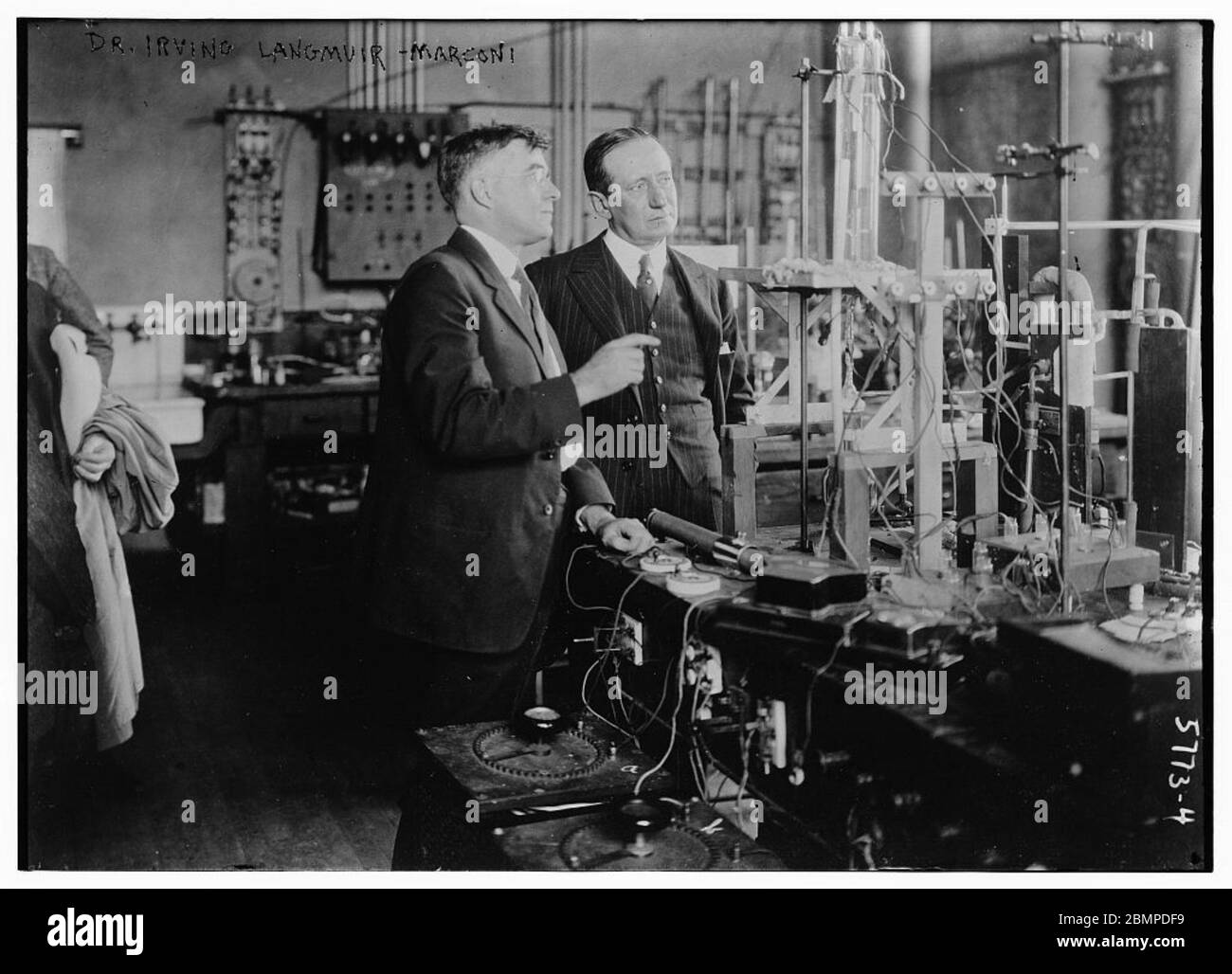 Irving langmuir hi-res stock photography and images - Alamy