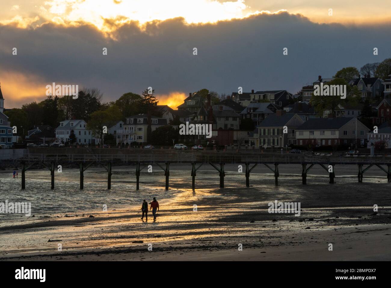 Boston silhouettes hi-res stock photography and images - Alamy