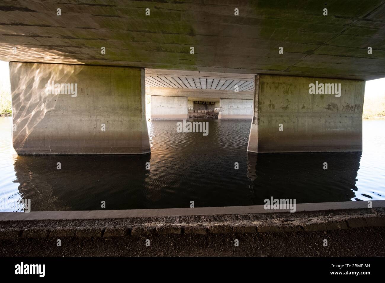 Reinforced concrete bridge support legs Stock Photo - Alamy