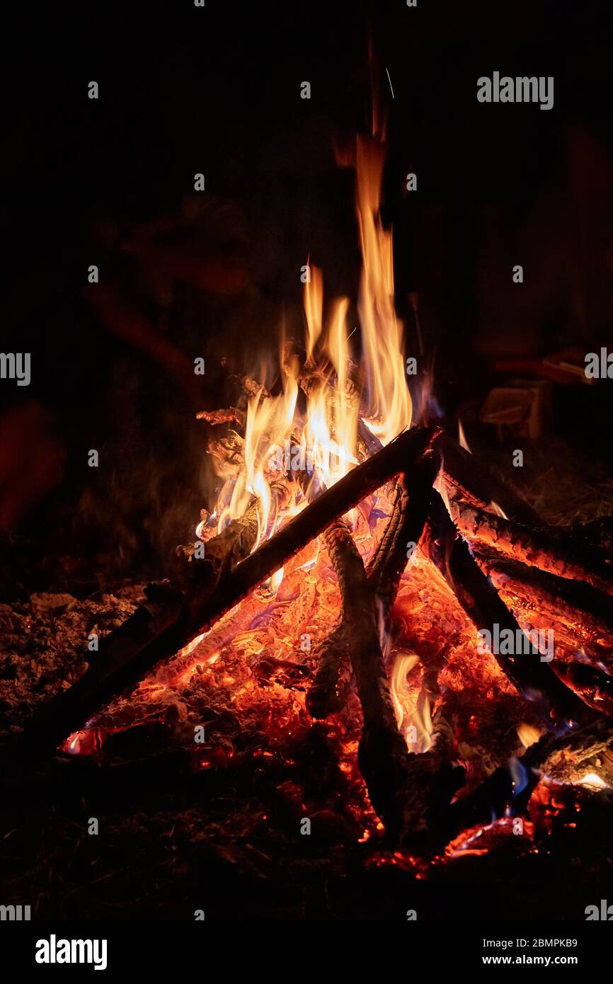 Camp Fire Flames Stock Photo - Alamy