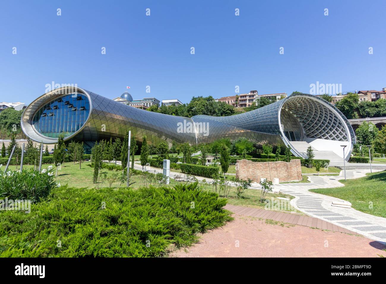Glass concert hall hi-res stock photography and images - Alamy