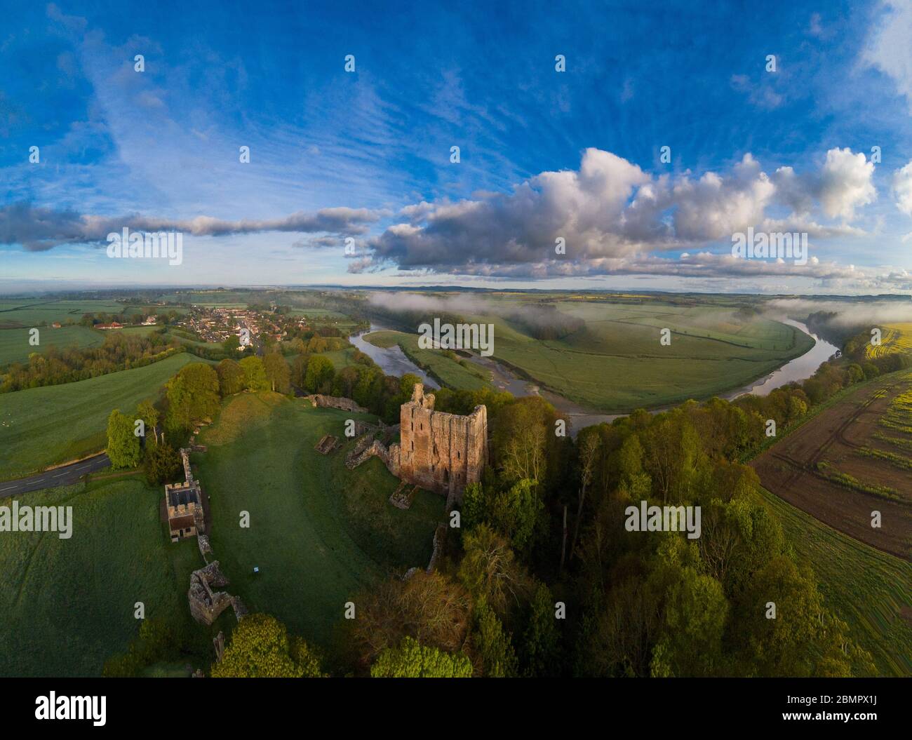 Durham castle aerial hi-res stock photography and images - Alamy
