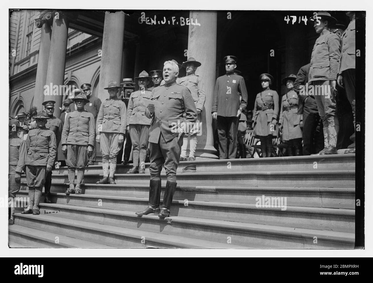 Gen bell hi-res stock photography and images - Alamy