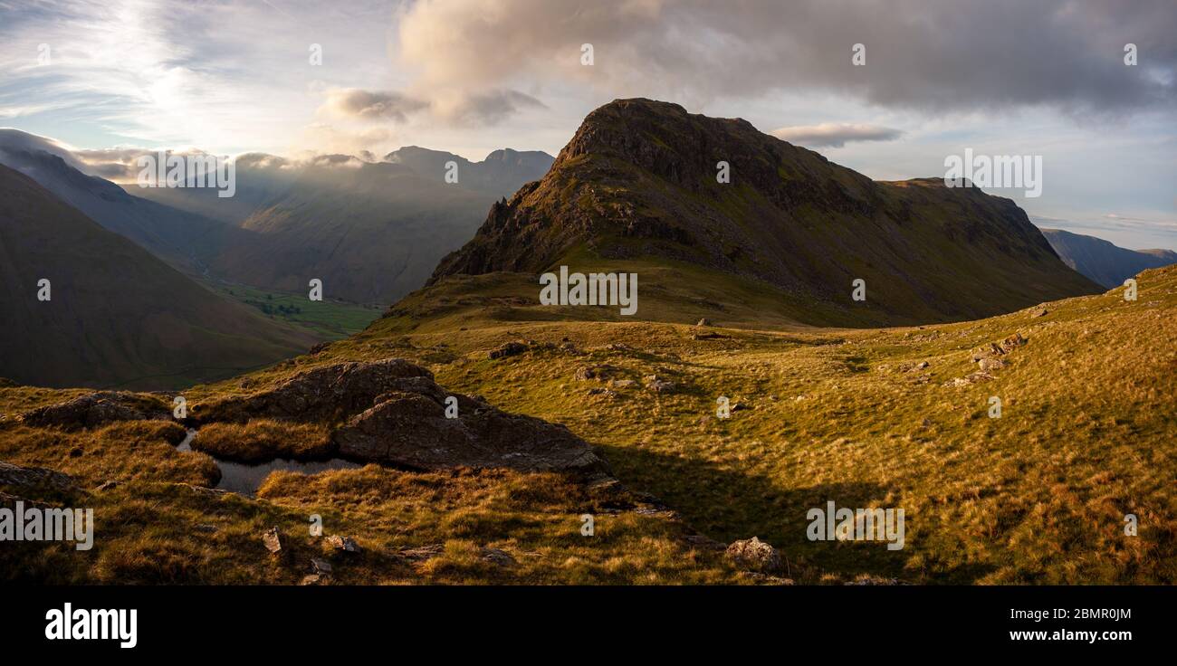 English lake district mountain hi-res stock photography and images - Alamy