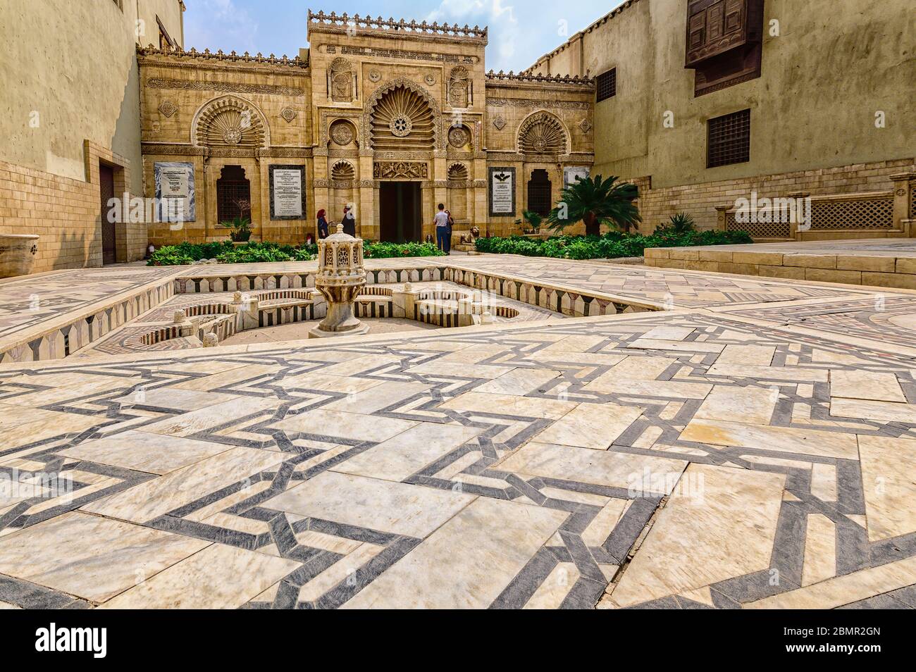 Facade and decorative courtyard of the Coptic Museum in Cairo Stock ...