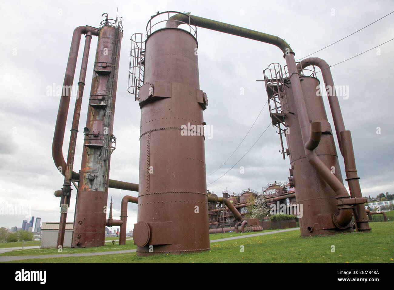 Gasworks park hi-res stock photography and images - Alamy