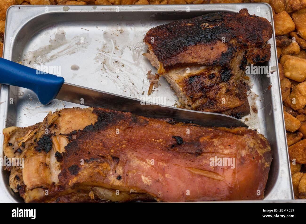 Carving meat hi-res stock photography and images - Alamy