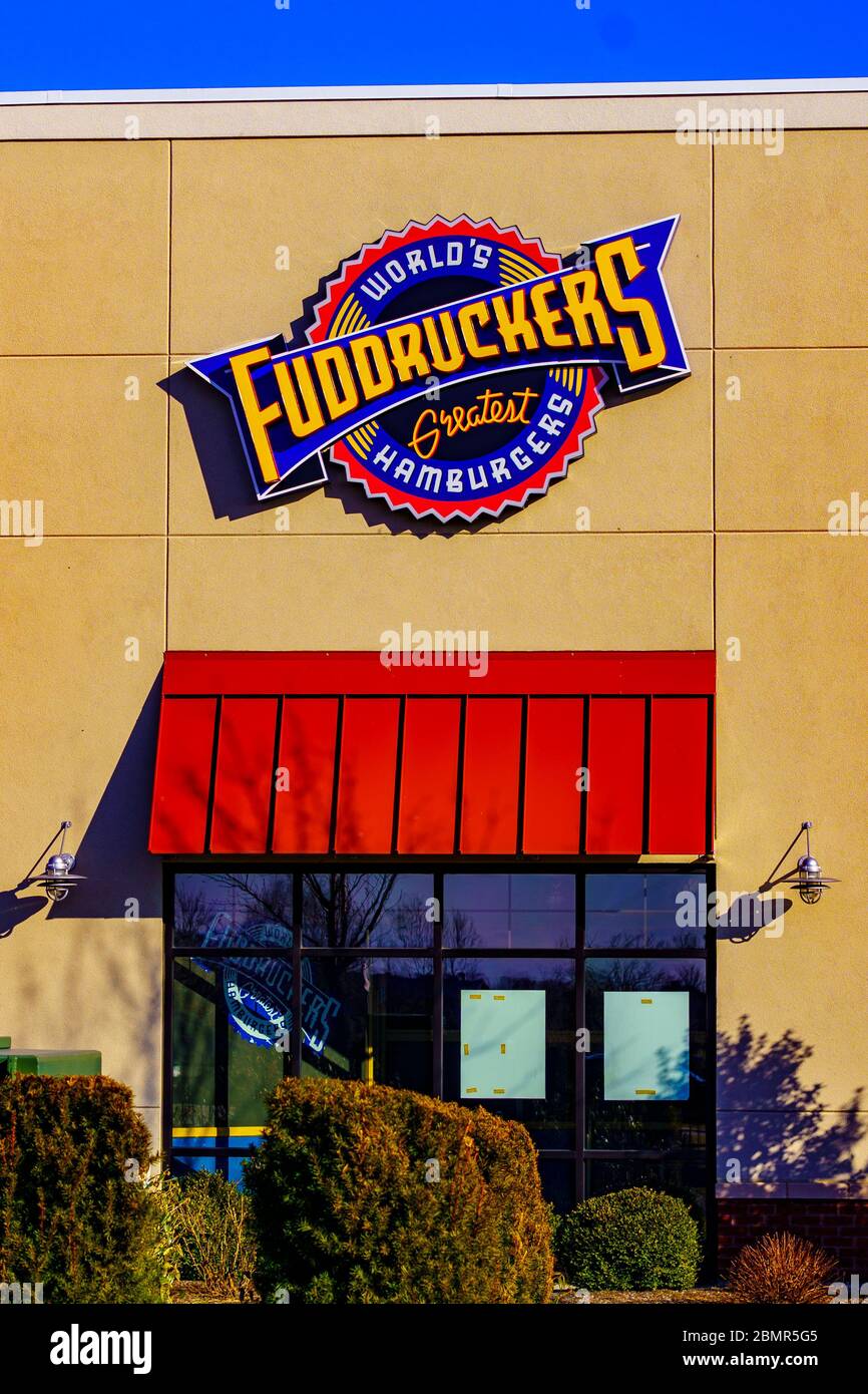 Fuddruckers Logo