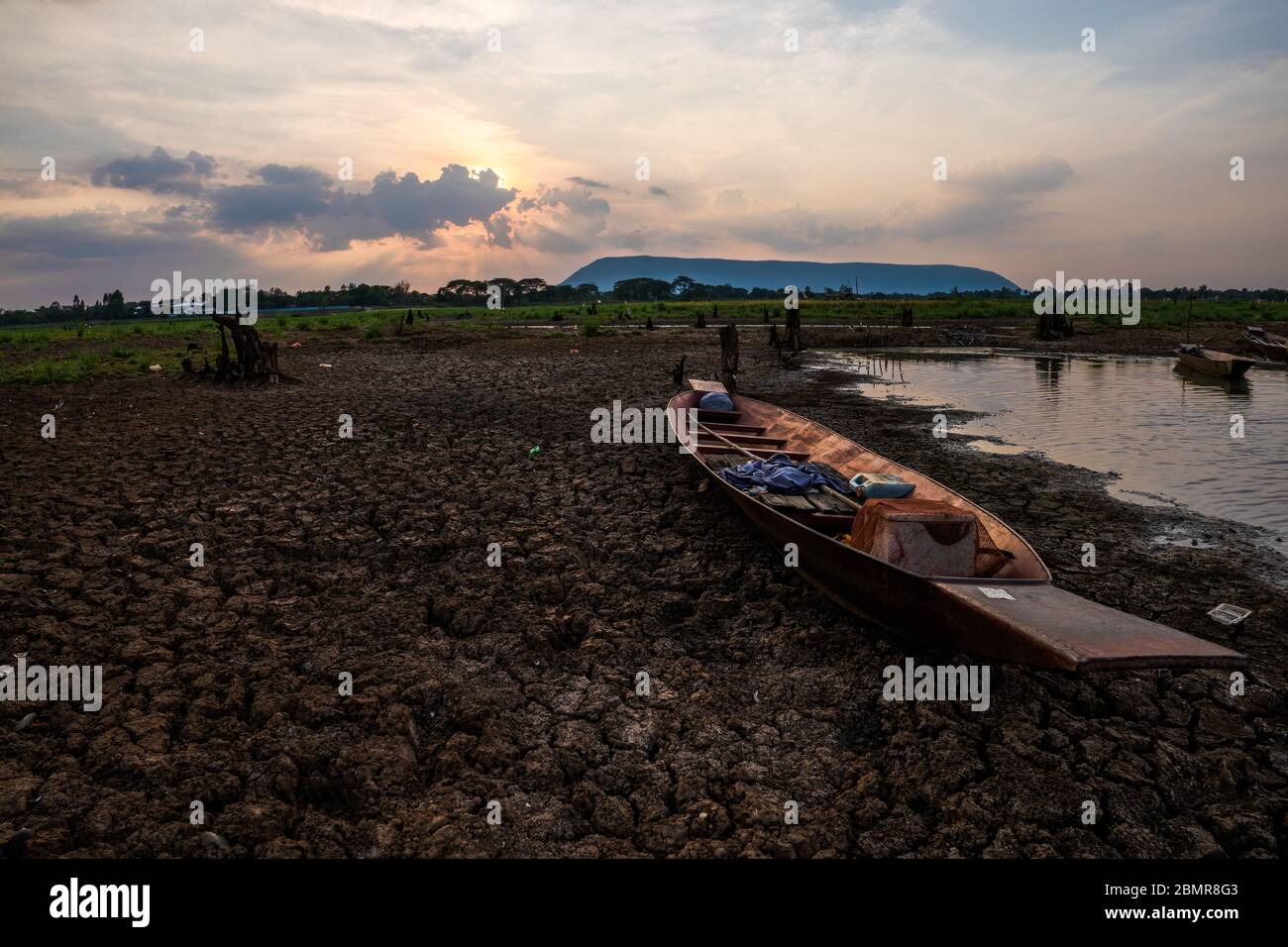 arid landscape, global warming effect Stock Photo - Alamy