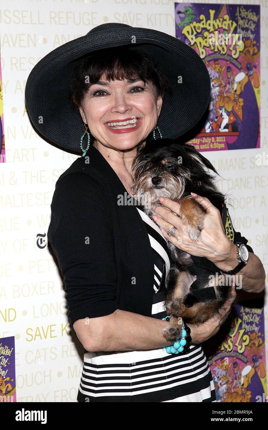 New York, NY, USA. 9 July, 2011. Linda Hart at the 13th Annual Broadway ...