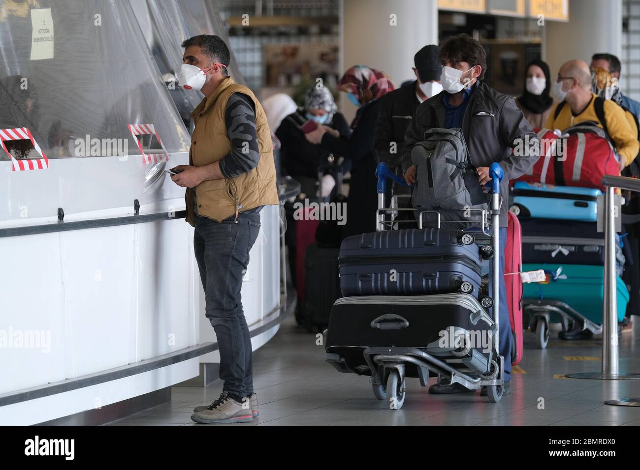 Staff schiphol hi-res stock photography and images - Alamy