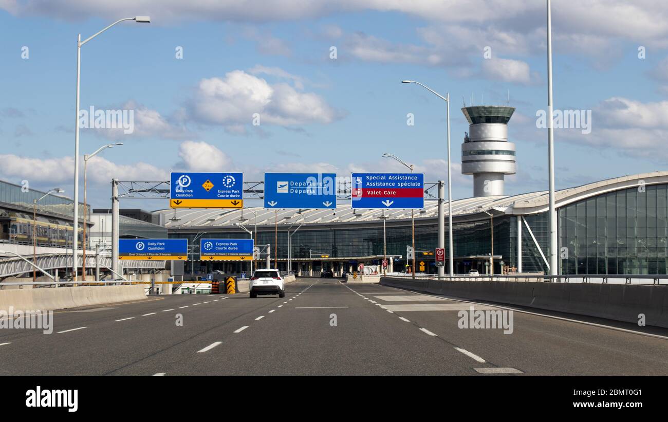 Near empty road entrance to Terminal 1 departures at Toronto Pearson ...