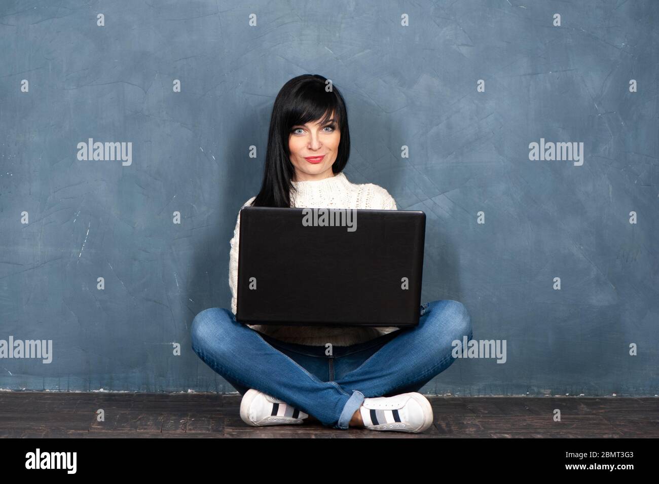 Person looks one works hi-res stock photography and images - Alamy