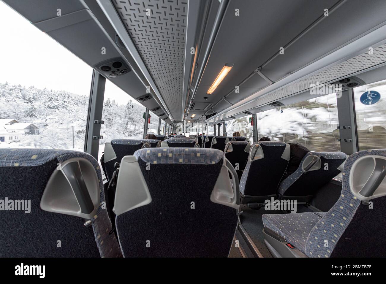 Back of a bus hi-res stock photography and images - Alamy