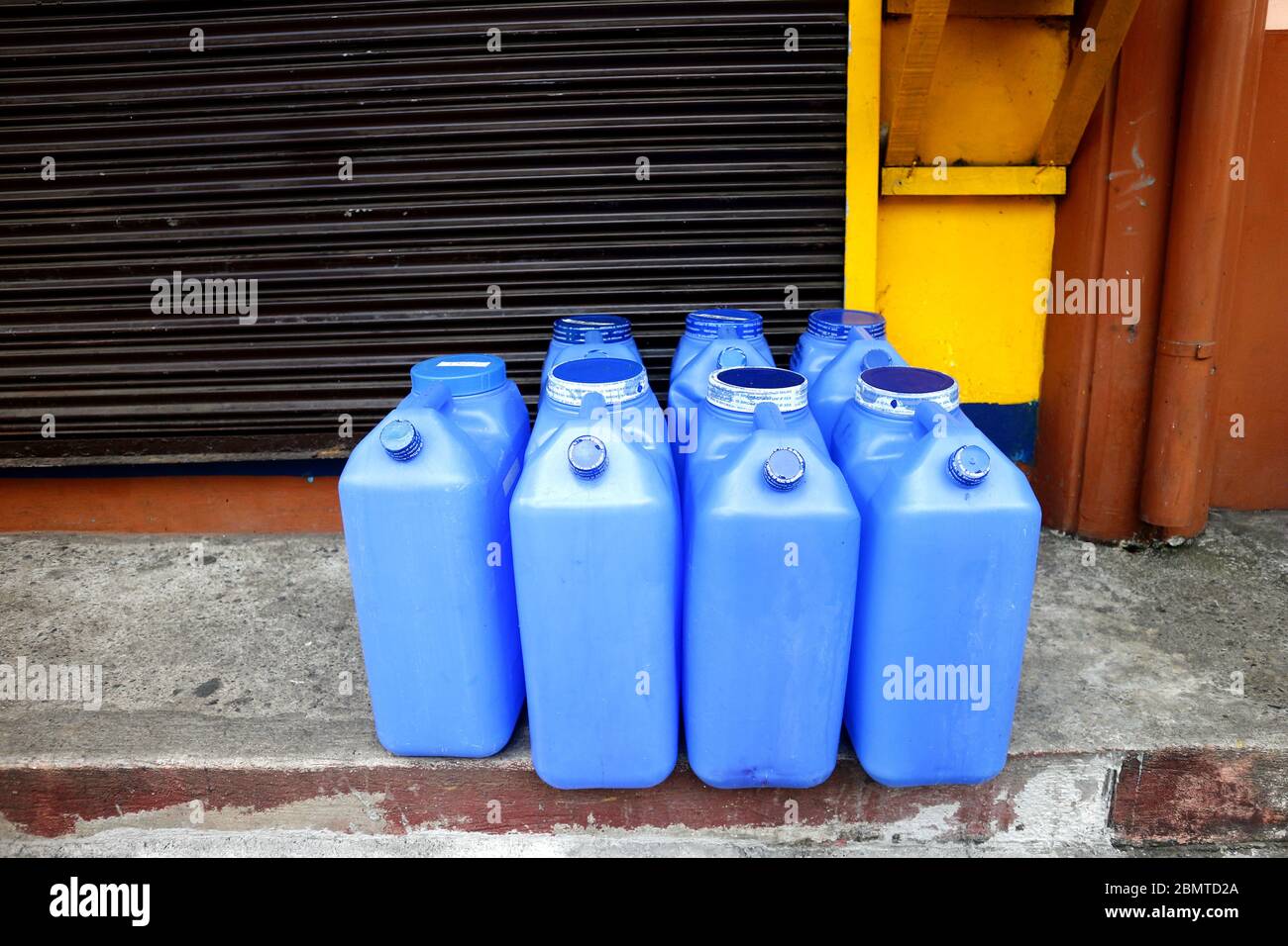 Water refilling station hi-res stock photography and images - Alamy
