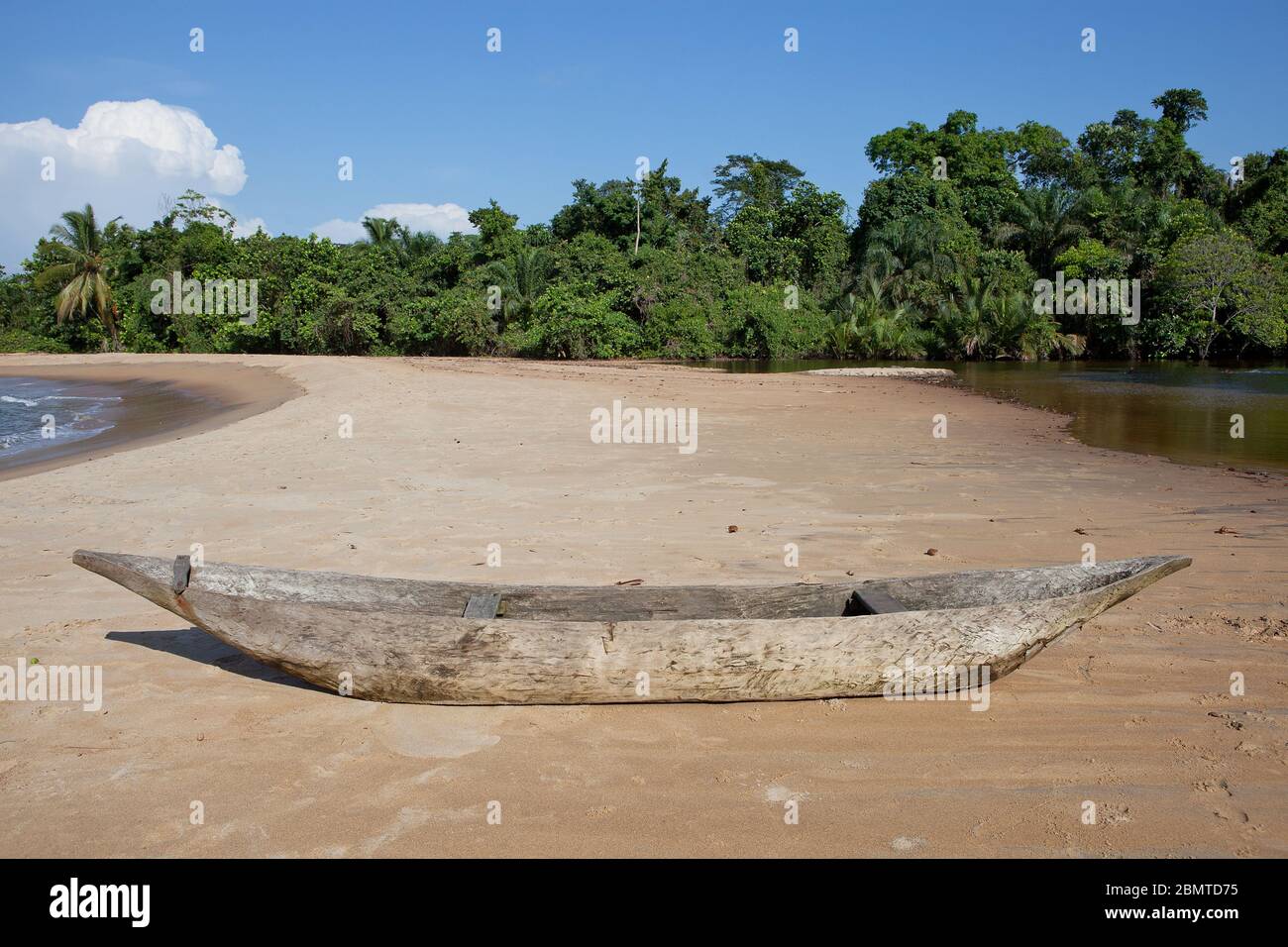 Village life cameroon africa hi-res stock photography and images - Alamy