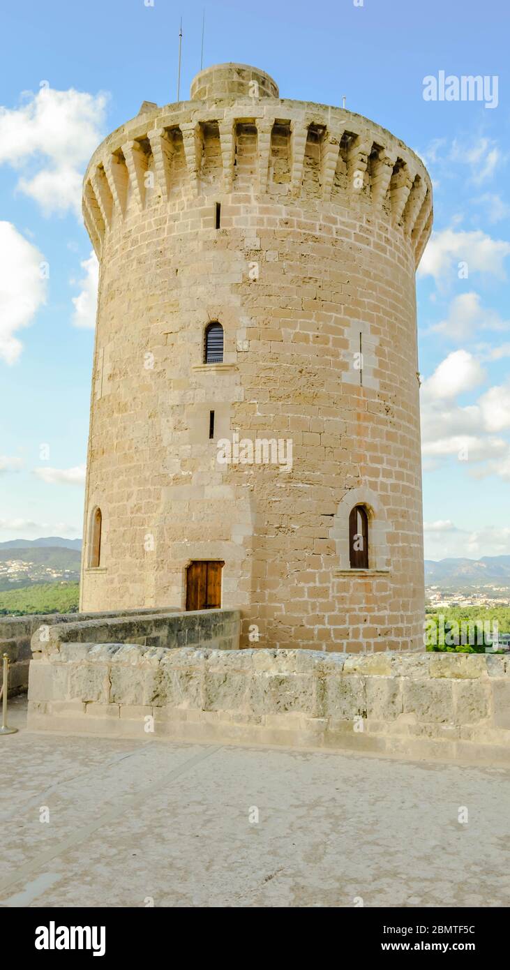 a tower at the edge of the earth Stock Photo - Alamy