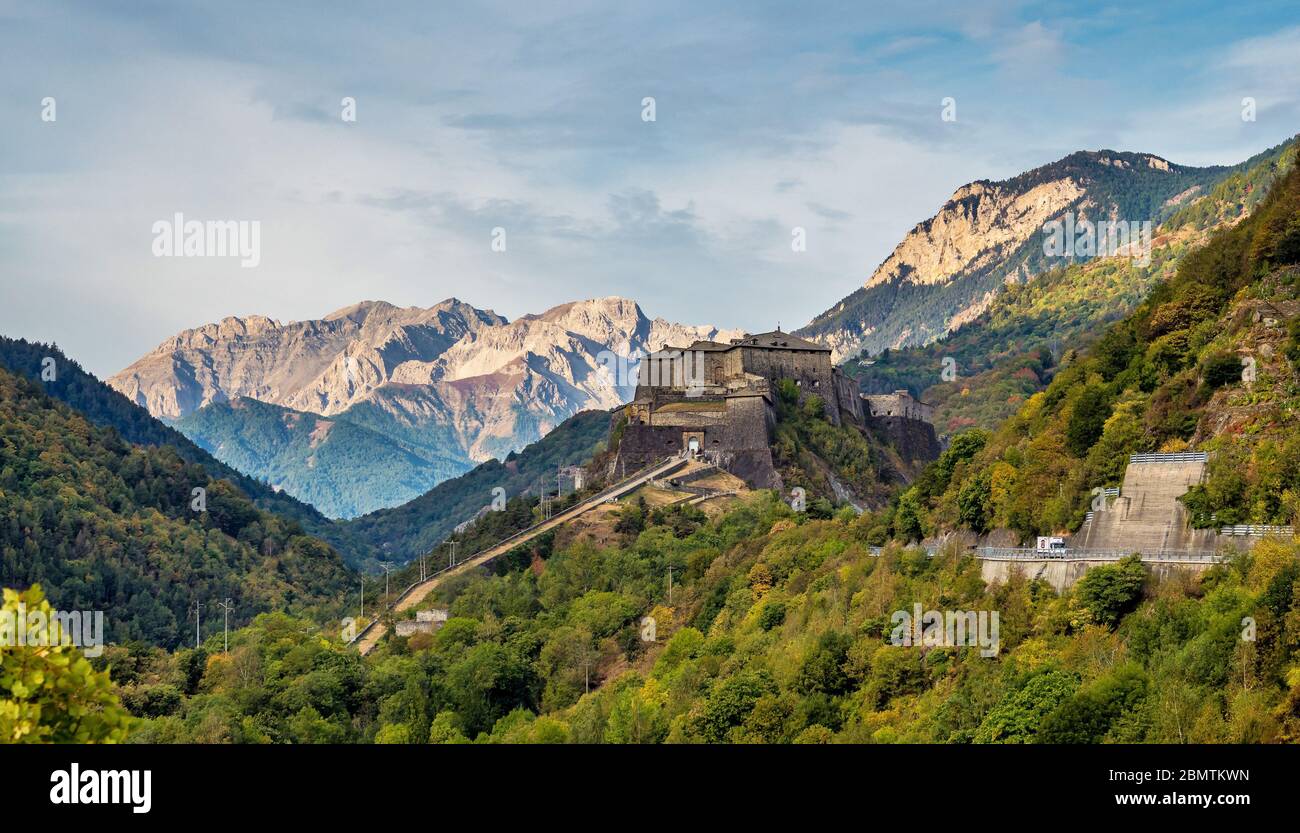 Piemonte castles hi-res stock photography and images - Alamy