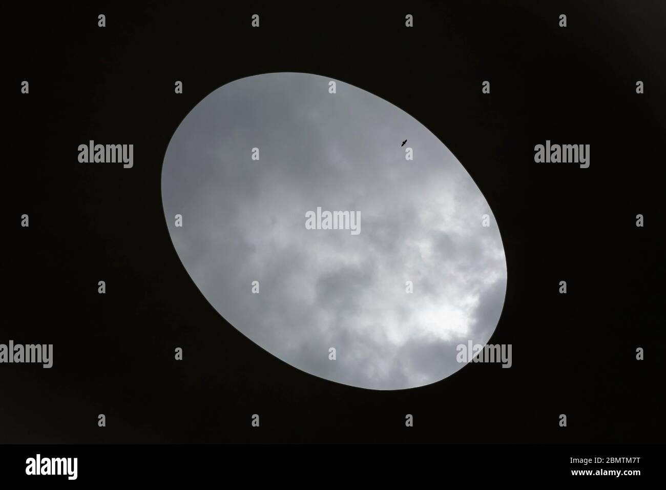 James Turrell’s Tewlwolow Kernow (Twilight Cornwall), a Skyspace ...