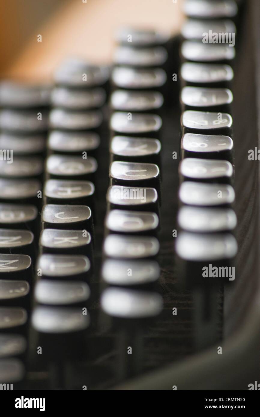 Typewriter sound hi-res stock photography and images - Alamy