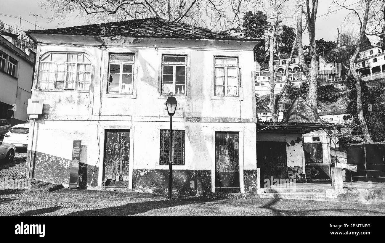 Quiet street sign in Black and White Stock Photos & Images - Alamy
