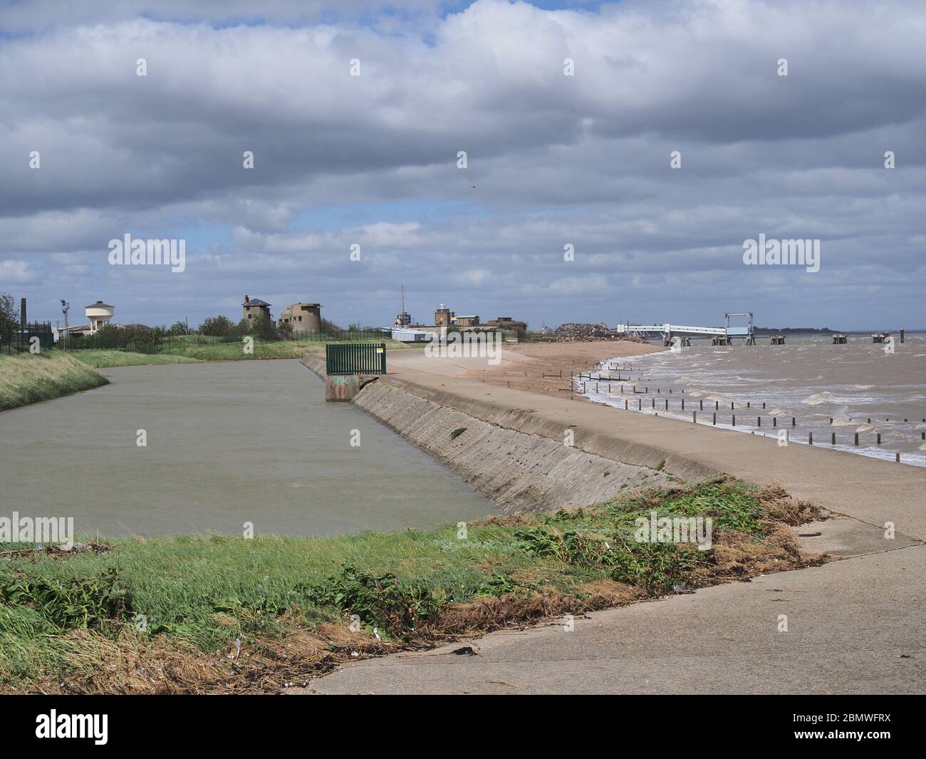 Sheerness moat hi-res stock photography and images - Alamy