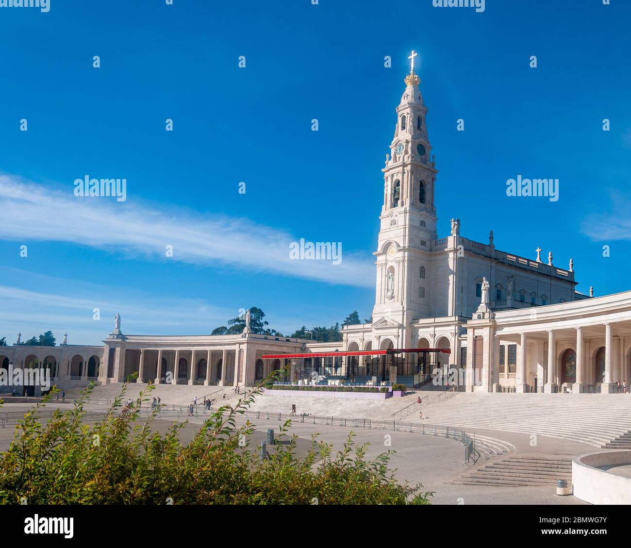 Fatima, Portugal. View of the Basilica of Our Lady of the Rosary ...