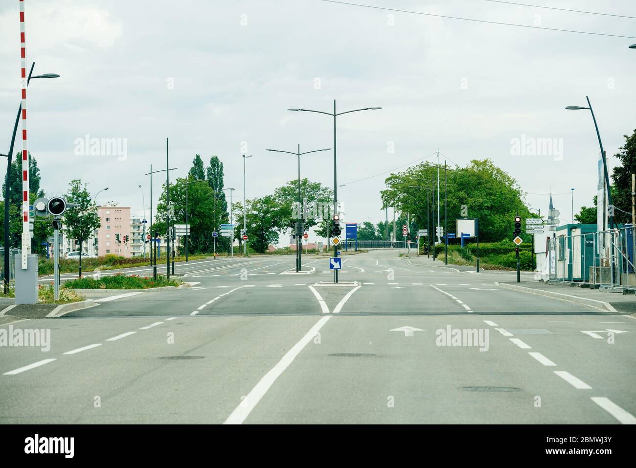Empty French large street during general confinement due to Coronavirus ...