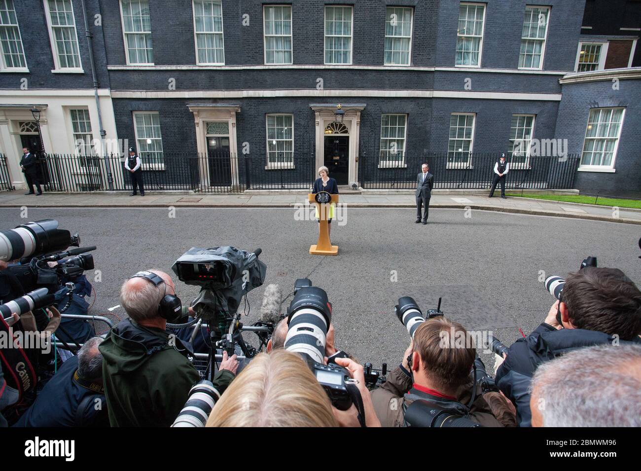 PM Theresa May speaks to the press at the lectern outside number 10 ...