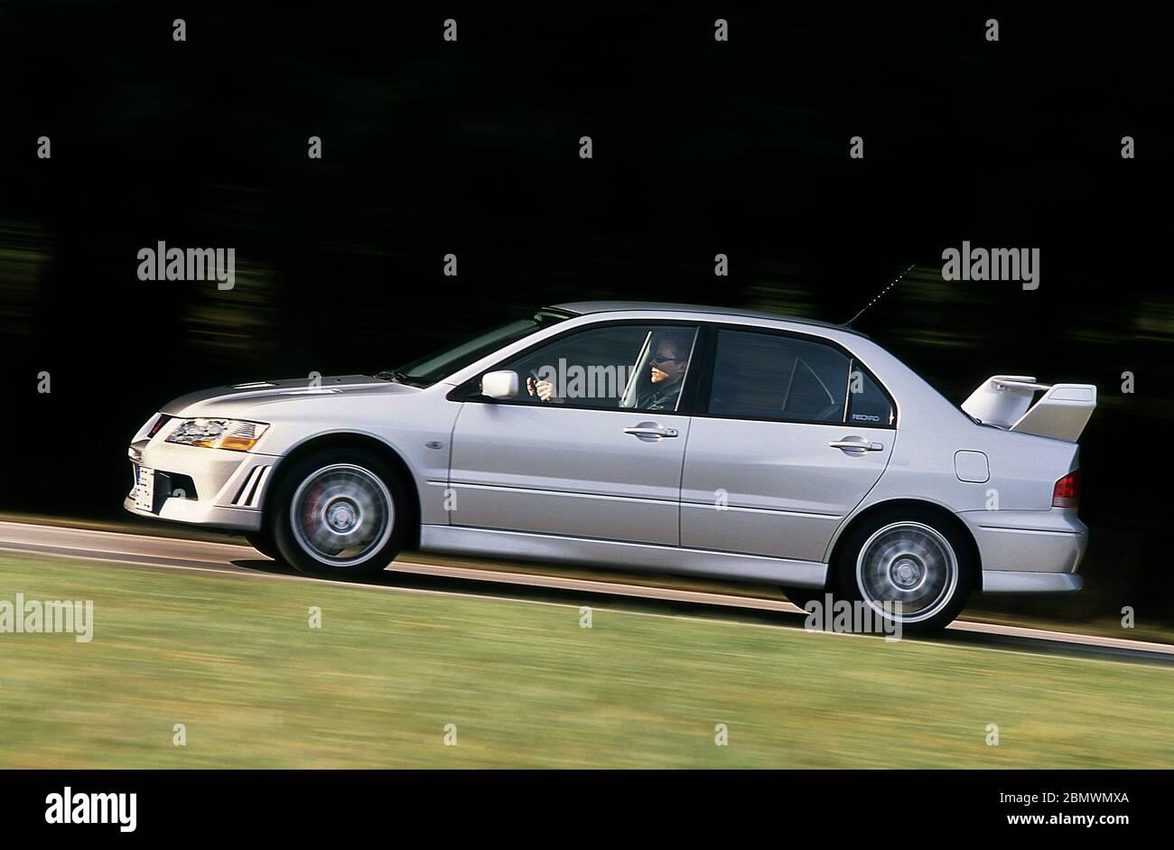 Mitsubishi lancer evo 7 hi-res stock photography and images - Alamy