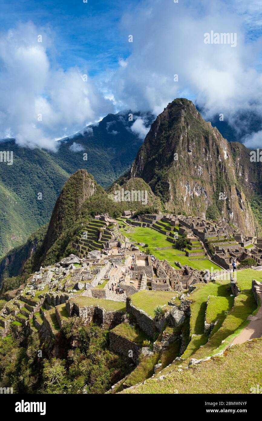 View of the lost city of Machu Picchu, Peru Stock Photo - Alamy