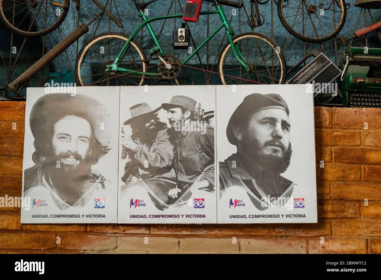Images of Cuban revolutionaries in El Balazo, an alternative music ...
