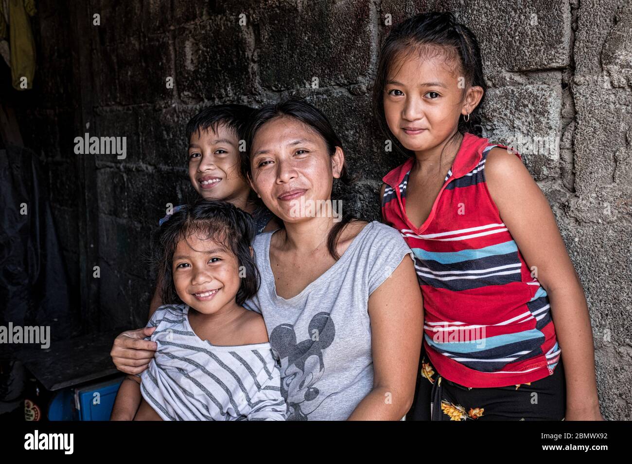 Payatas, lining in the garbage (Manila, Philippines) color version ...