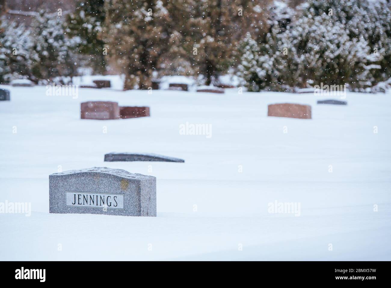 Frozen graveyard hi-res stock photography and images - Alamy