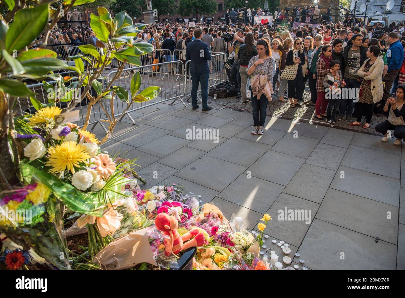 22 people were killed and 120 injured after a bomb exploded in the ...