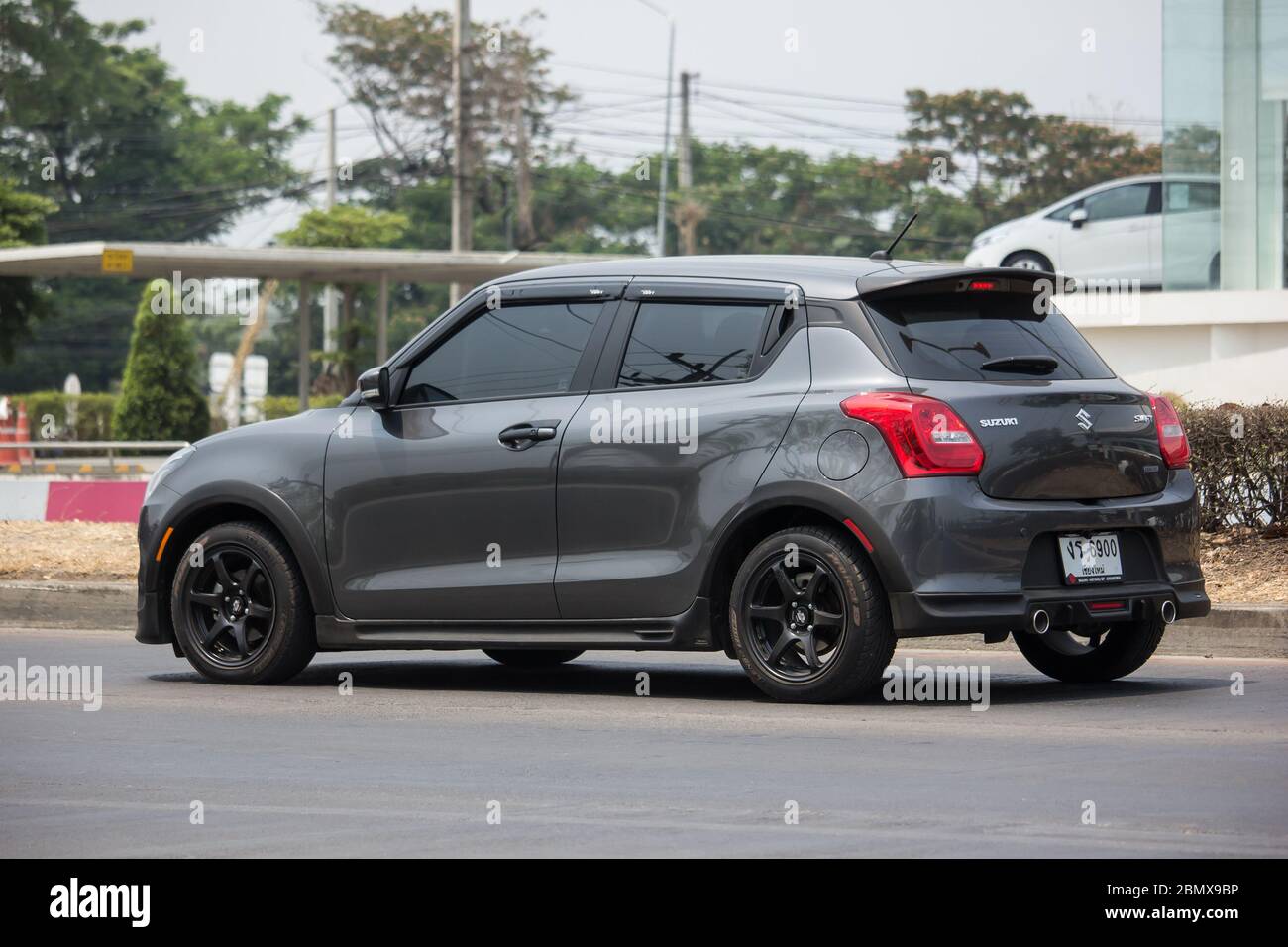 Car Slideshow Suzuki Swift With Enkei RPF1 Matt Black 15 7J, 55% OFF