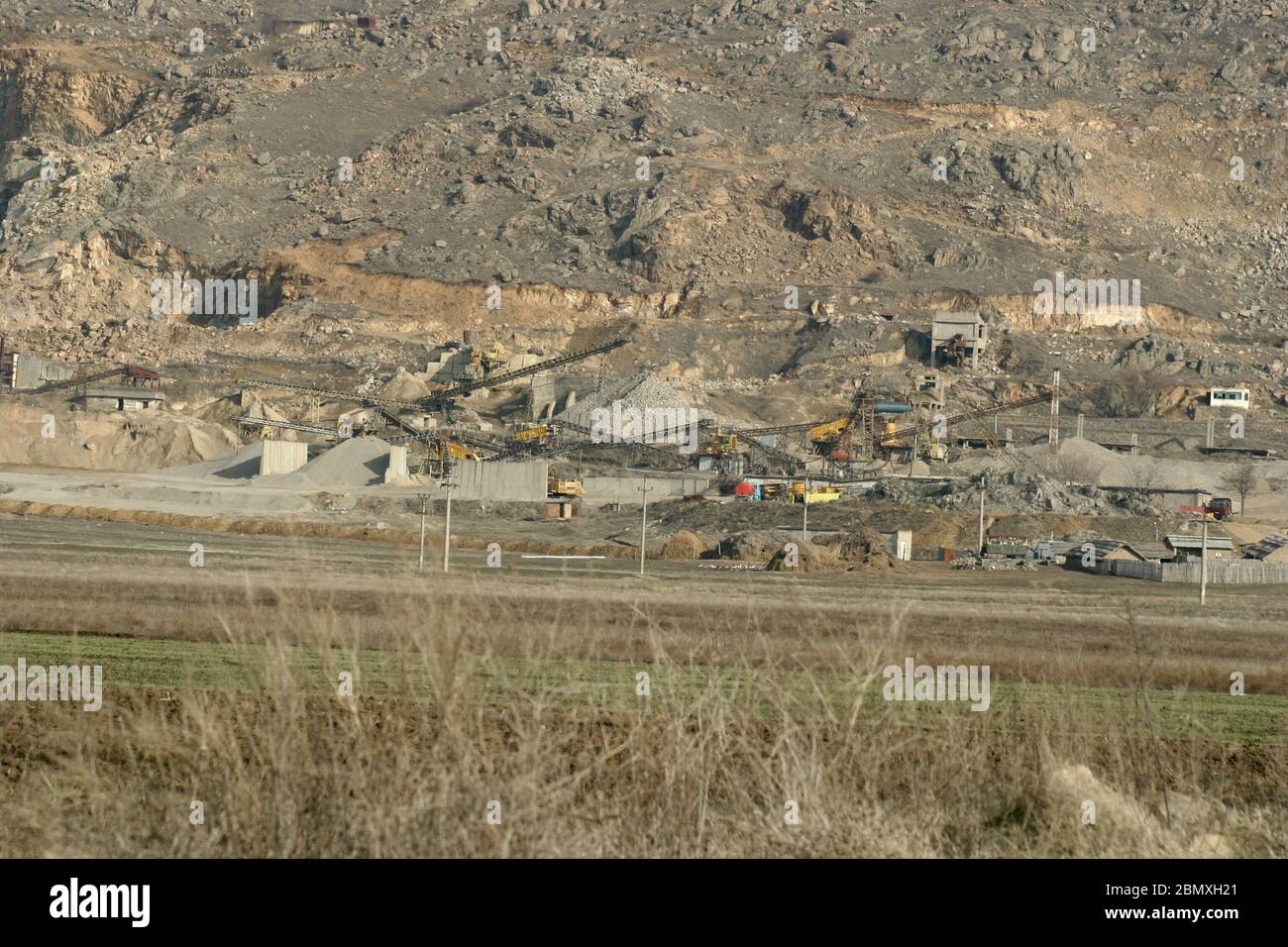 Stone quarry in Dobrogea Plateau, Romania Stock Photo - Alamy