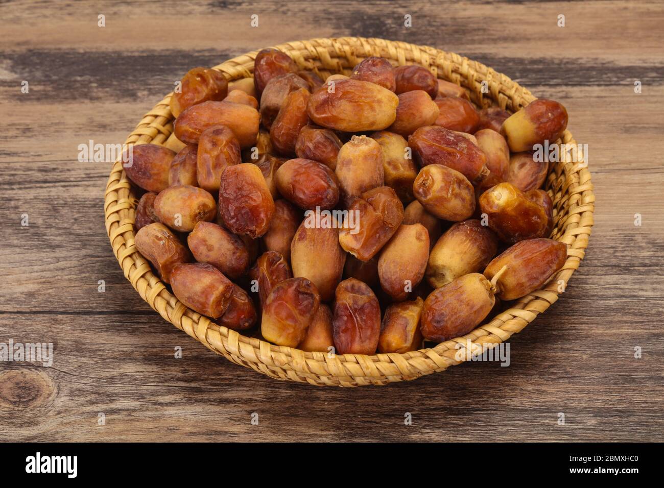 Deglet noor pitted dates hi-res stock photography and images - Alamy