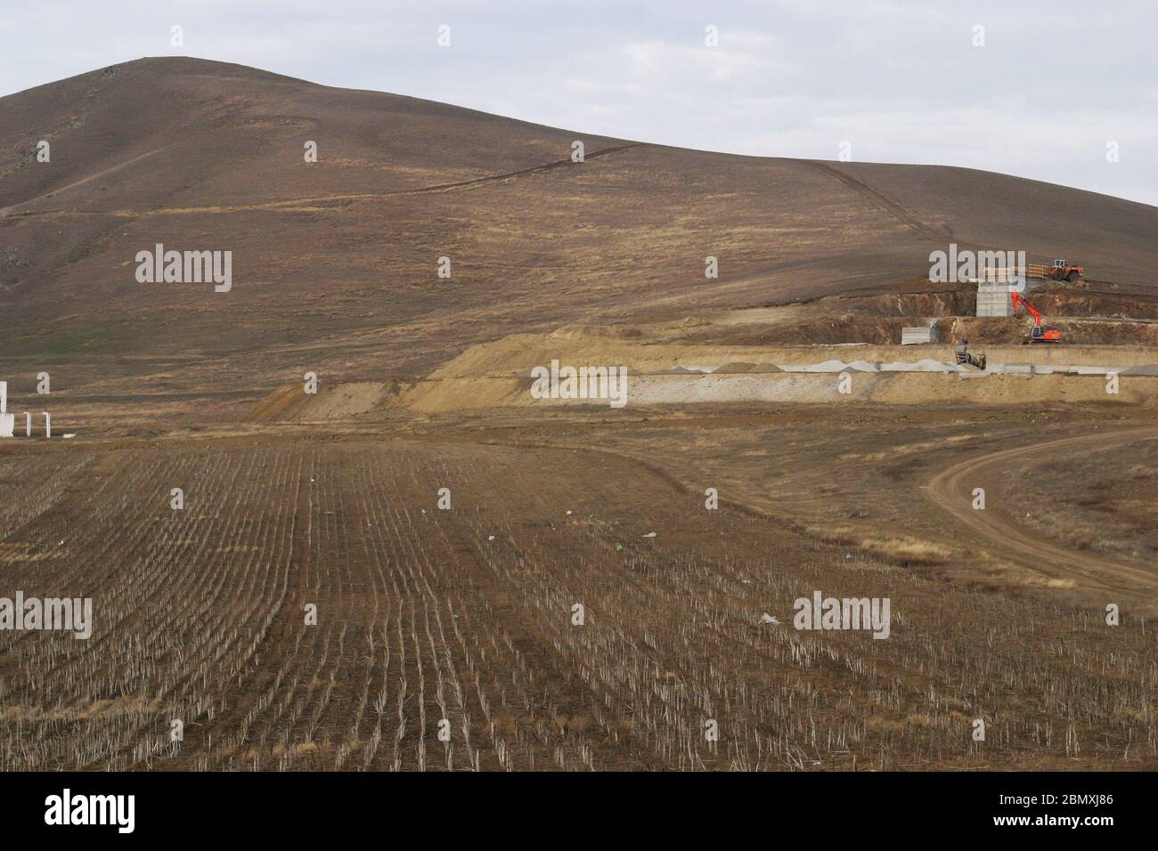 Extracting the stone hi-res stock photography and images - Alamy